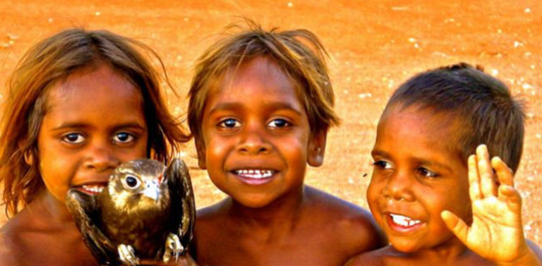 Home - Ngaanyatjarra Lands School